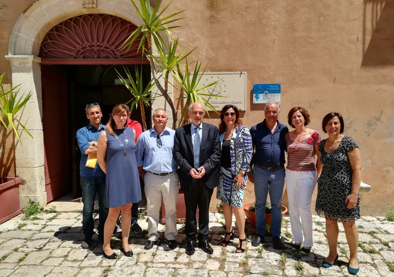 Il Magnifico Rettore dell’Università di Catania in visita al CoRFiLaC ...