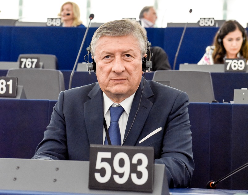 Bruxelles, Dombrovskis risponde a Leontini (PPE) su Banca Agricola ...